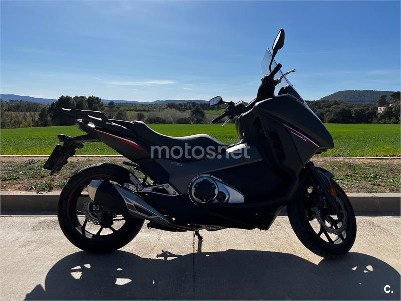 Scooter +125cc HONDA Integra (2020) - 8500 € en Barcelona | Motos.net.