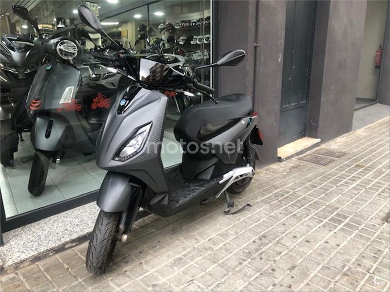 Piaggio MP3 Yourban 125 ie: Mejorando el tres ruedas | Noticias motos.net