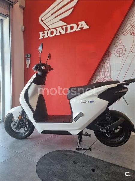 Scooter 50cc HONDA EM1 e (2024) - 2.300 € en Vizcaya | Motos.net.