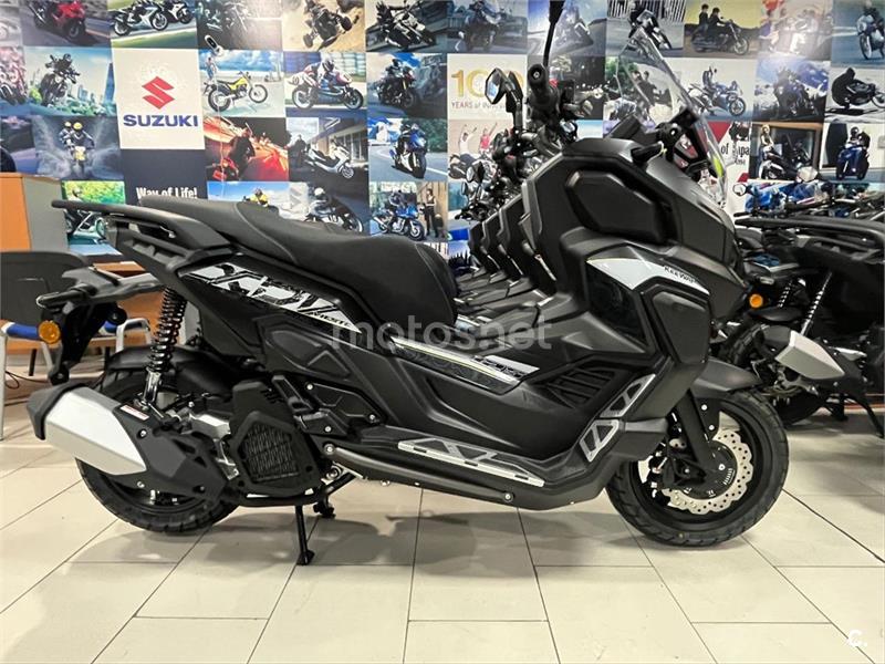 Scooter 125cc KEEWAY Vieste 125 (2024) - 2.990 € en Sevilla | Motos.net.