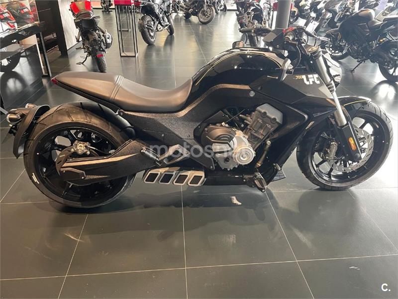 Nueva Benda Napoleon Bob 250 2025 | Noticias motos.net