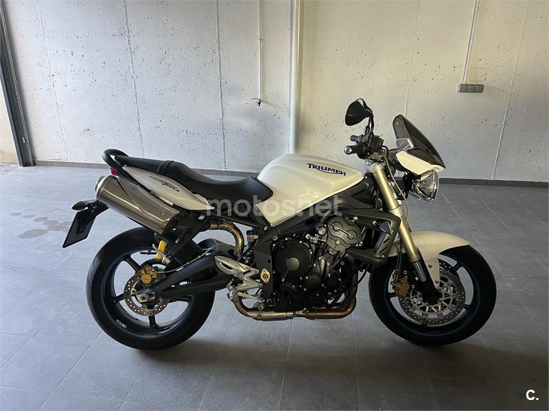 Naked TRIUMPH STREET TRIPLE (2010) - 4.750 € en Toledo | Motos.net.