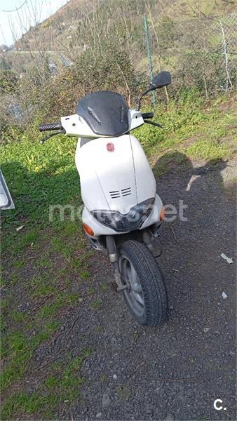 GILERA Runner 50 DD (1999) - 700 € en Vizcaya | Motos.net.