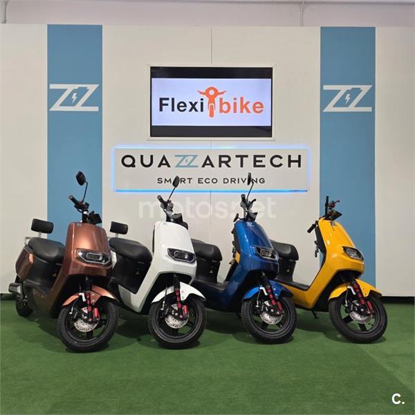 Ciclomotor QUAZZAR Lite 02 (2025) - 1.990 € en Madrid | Motos.net.