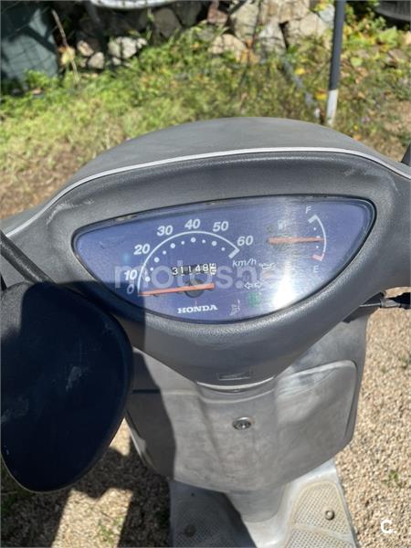 HONDA SCOOPY 50 (2001) - 700 € en Barcelona | Motos.net.