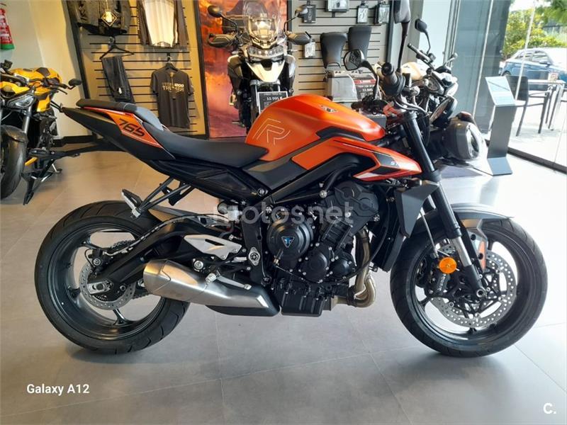 Naked TRIUMPH Street Triple 765 (2025) - 9.995 € en Málaga | Motos.net.