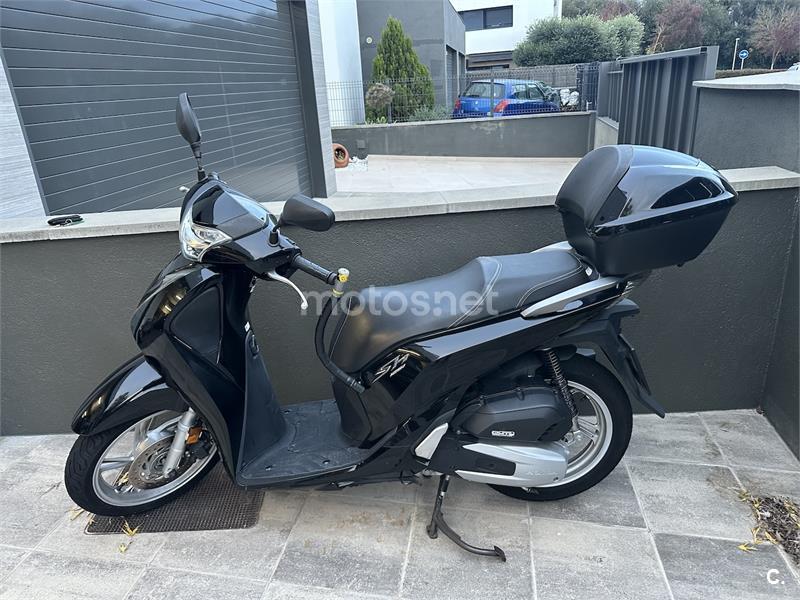Scooter 125cc HONDA SCOOPY SH125i ABS (2017) - 2.850 € en Girona ...