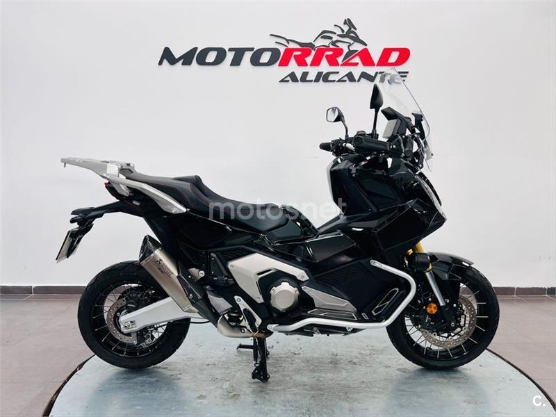 Scooter +125cc HONDA X-ADV (2025) - 12.990 € en Alicante | Motos.net.