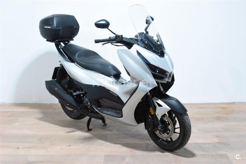 Scooter +125cc ZONTES 350 D (2023) - 3.880 € en Barcelona | Motos.net.