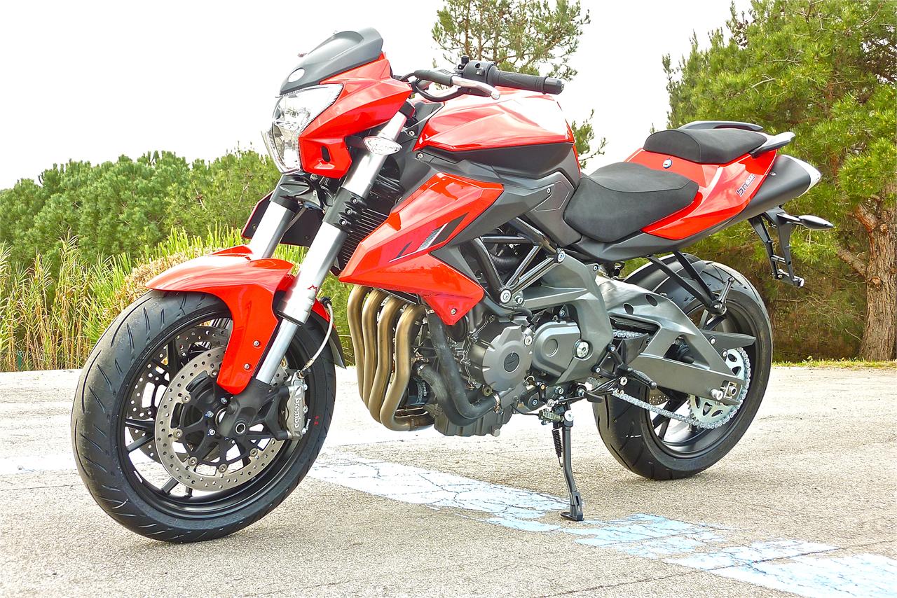 Benelli BN 600 R/BN 302 | Noticias motos.net