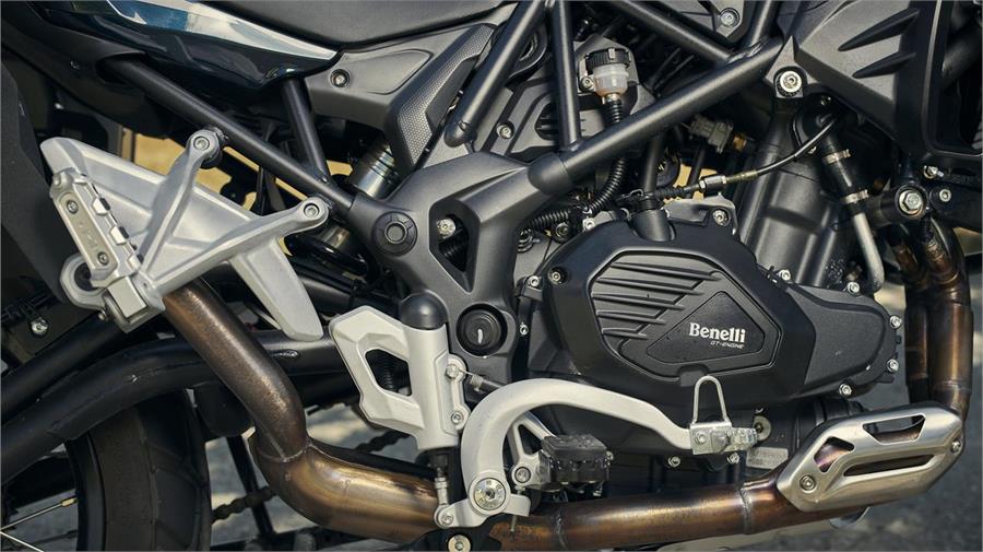 Voge 500 DS vs Benelli TRK 502 ¿Cuál interesa más? | Noticias motos.net