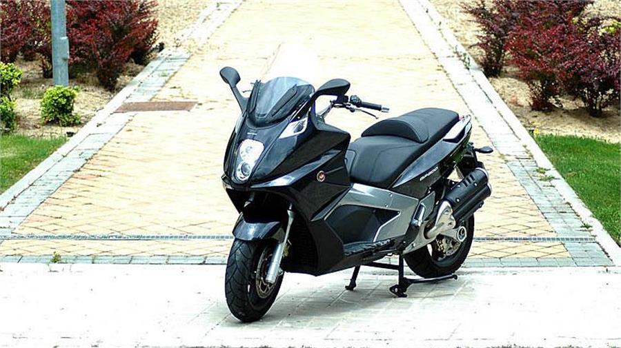 Gilera GP 800, el megascooter más potente | Noticias motos.net