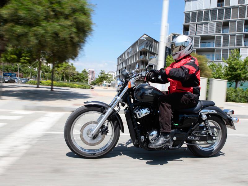 Honda VT 750 S: Custom Urbana | Noticias motos.net