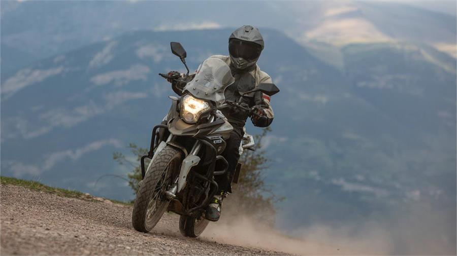 Macbor Montana XR3: Una bella experiencia sobre una trail de 250cc ...