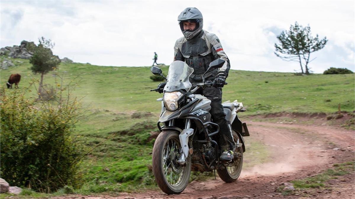 Macbor Montana XR3: Una bella experiencia sobre una trail de 250cc ...