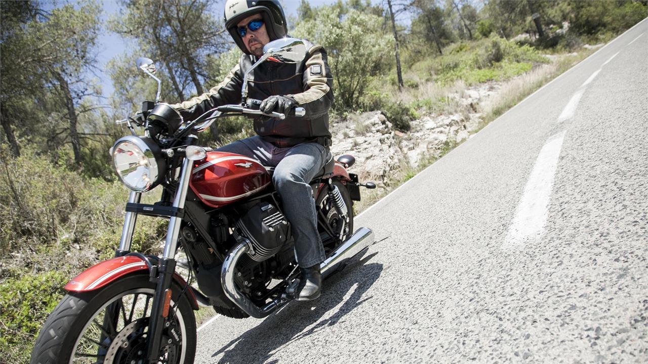 Moto Guzzi V9 Roamer: Custom a la italiana | Noticias motos.net