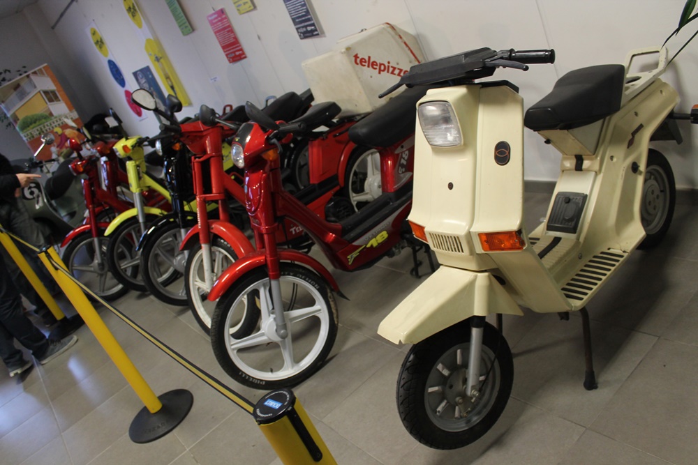 Exposición para celebrar los 50 años del Vespino | Noticias motos.net