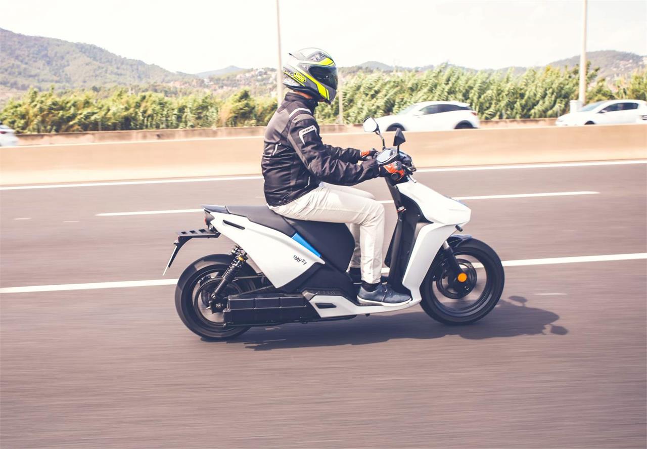 Ray presenta un producto de alta ingeniería producido en Barcelona con ...