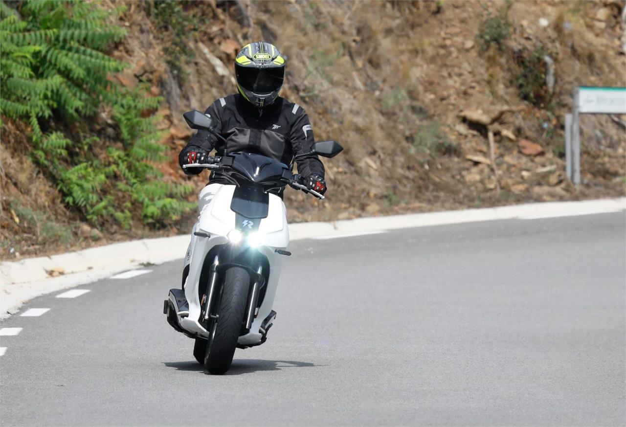 Ray presenta un producto de alta ingeniería producido en Barcelona con ...