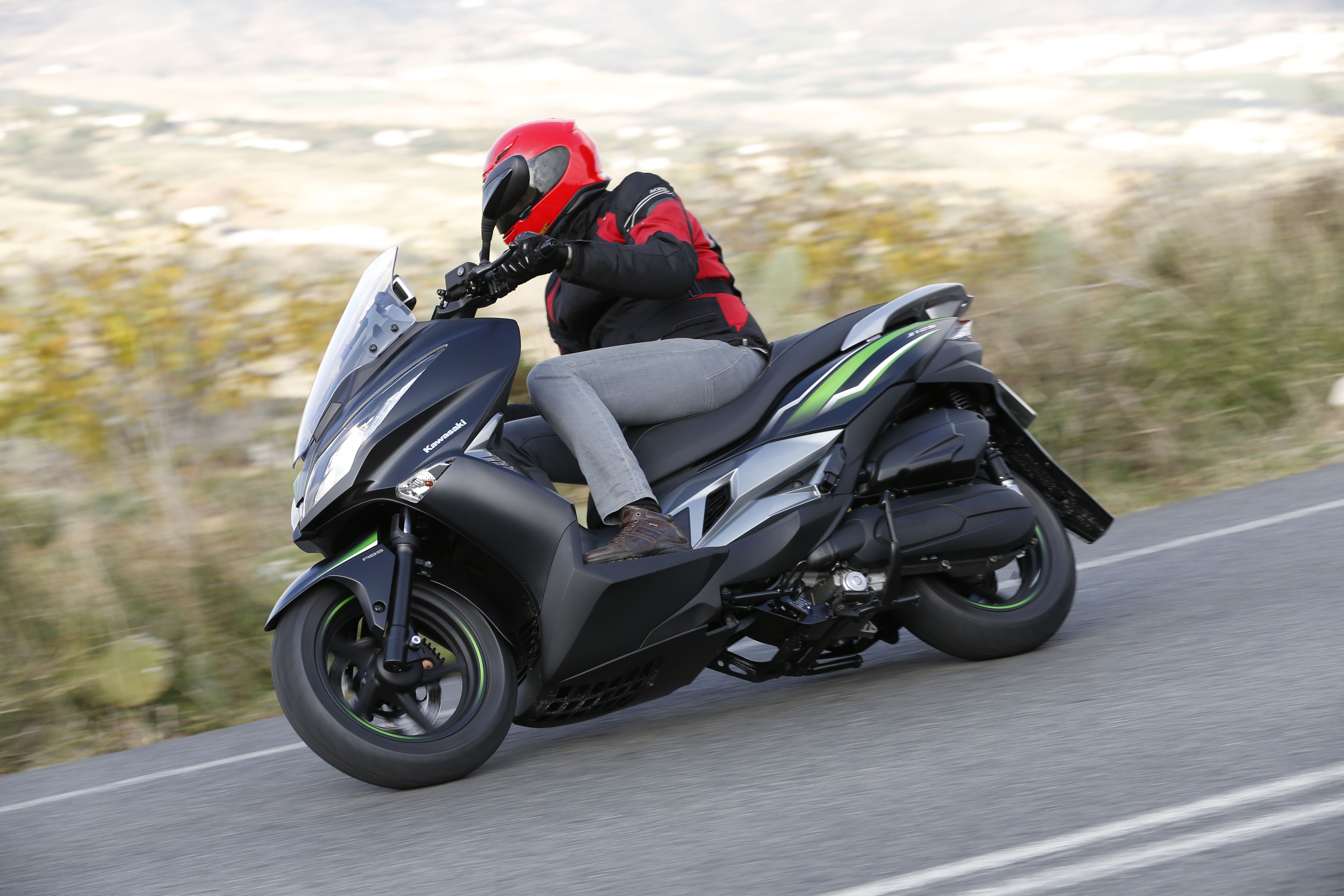 Kawasaki J125 ABS | Noticias motos.net