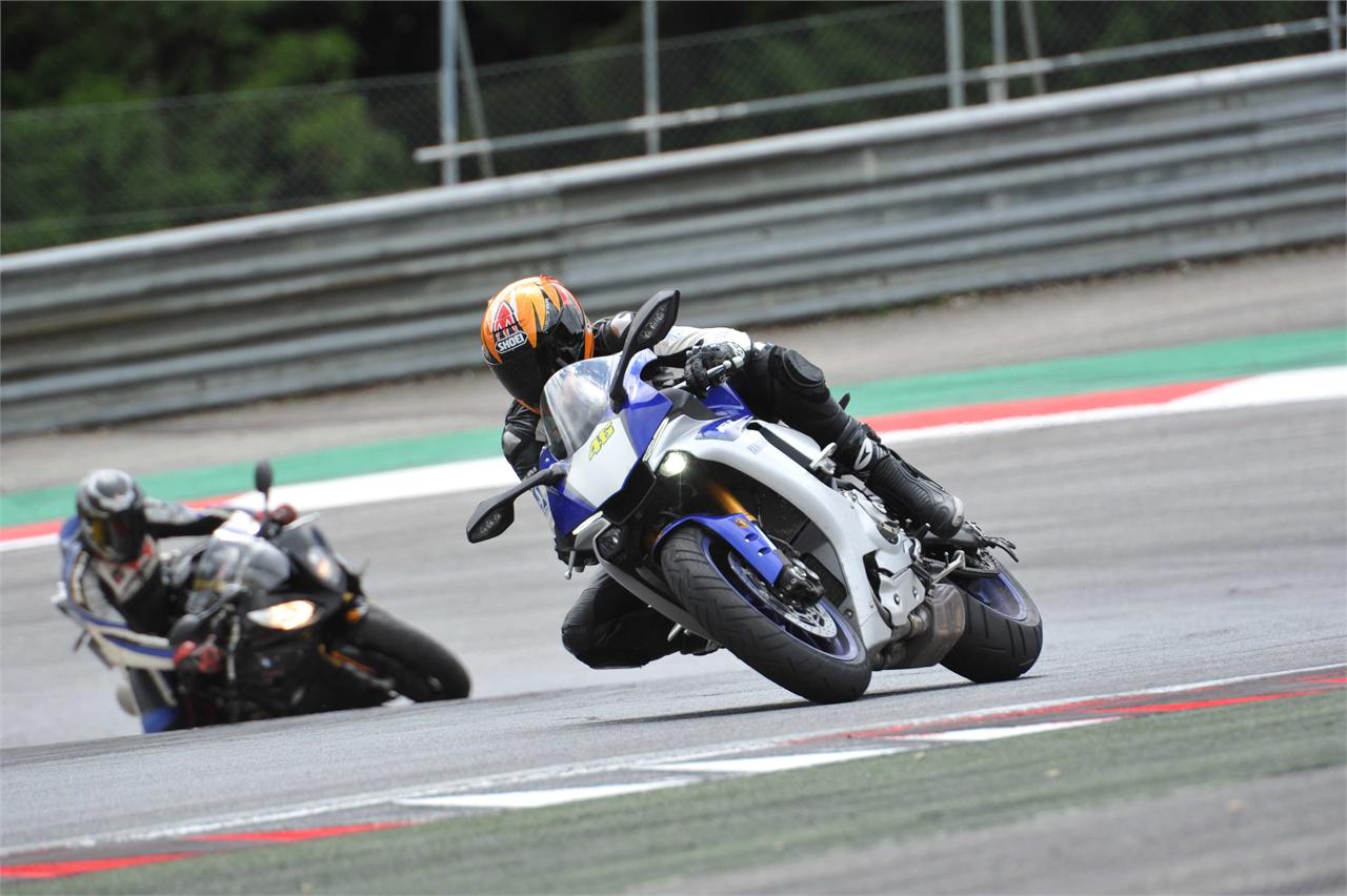 Conti Sport Attack3 presentacion 2015 | Noticias | Motos.net