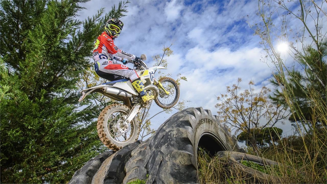 Comparativo Enduro 300 2T: ¿Desbancando al 4T? | Noticias motos.net