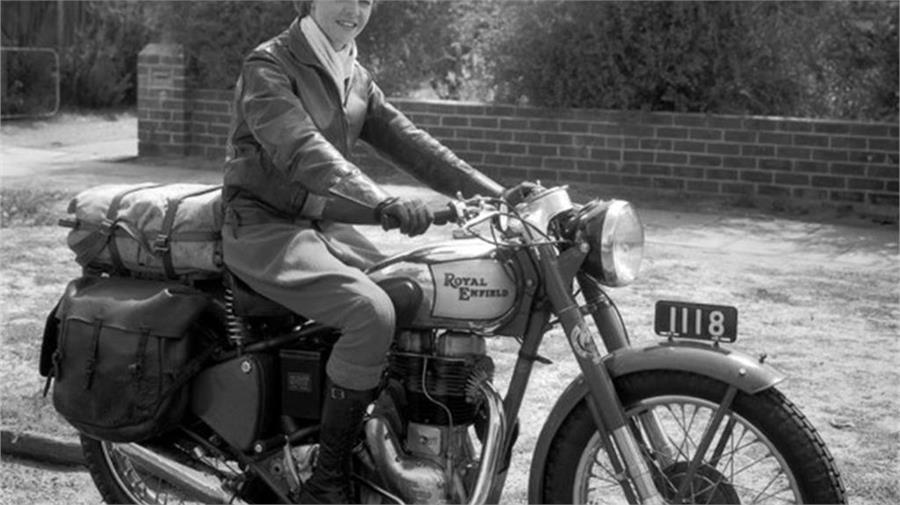 Tributo a Winifred Wells, una de las primeras moto aventureras de la ...