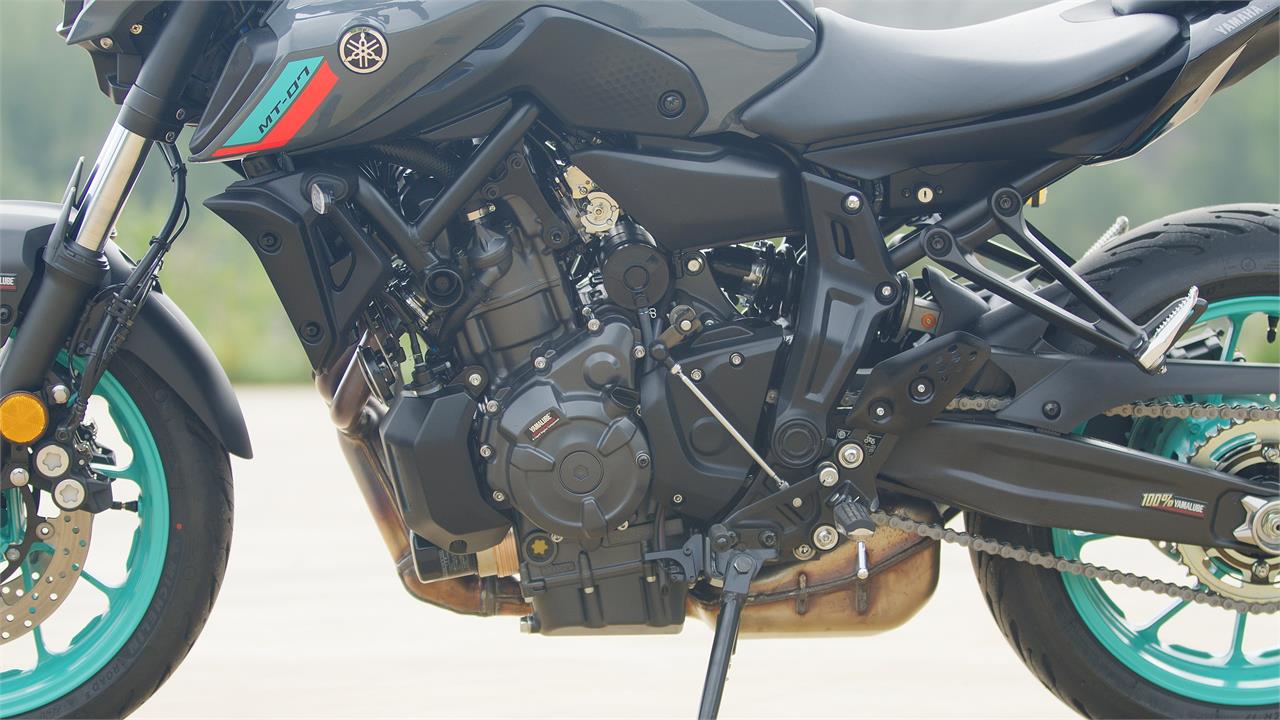 Comparativo Honda CB 750 Hornet vs Yamaha MT07 2023 | Noticias motos.net