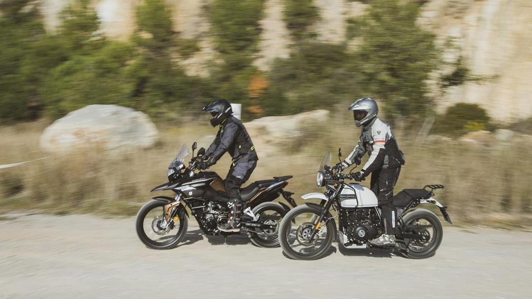 Trails económicas: Macbor Montana XR3 vs Royal Enfield Himalayan ...