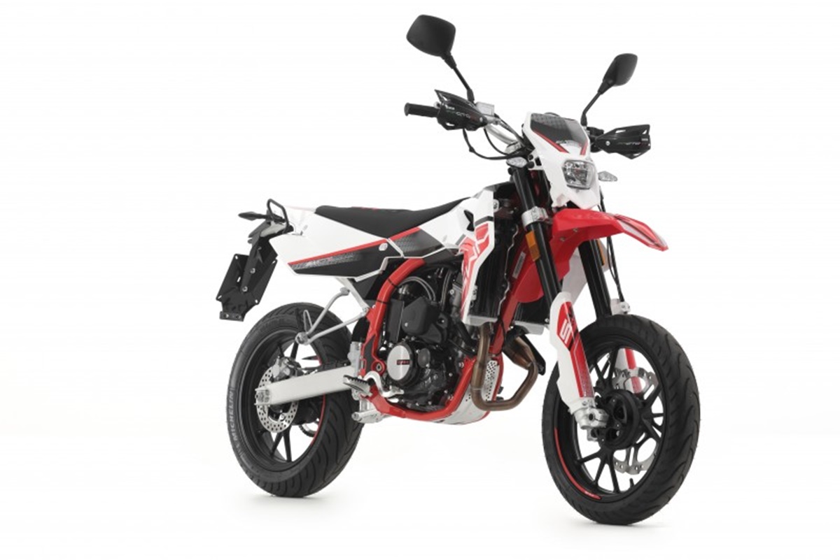 Nueva SWM SM125R 2023 | Noticias motos.net