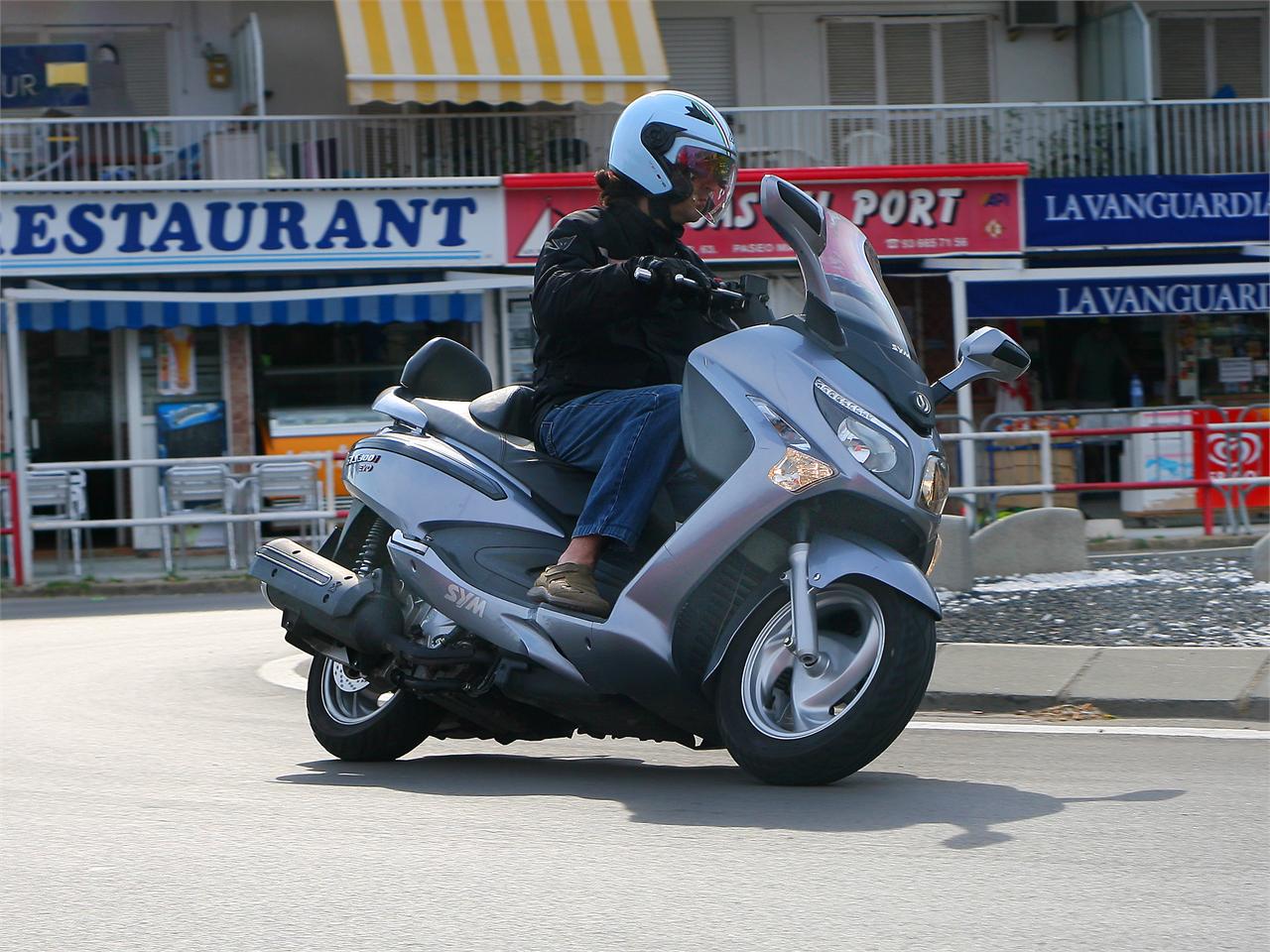 SYM GTS 300i Evo: El asiático suave | Noticias motos.net