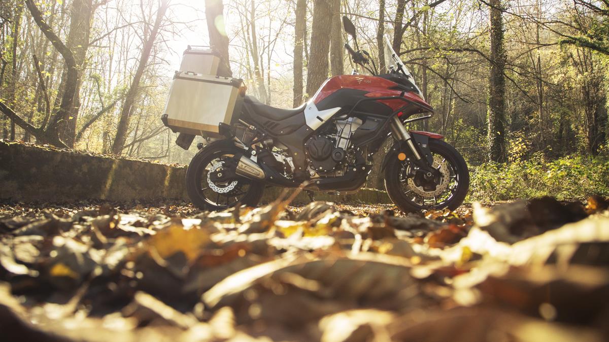 Voge 500 DS vs Benelli TRK 502 ¿Cuál interesa más? | Noticias motos.net