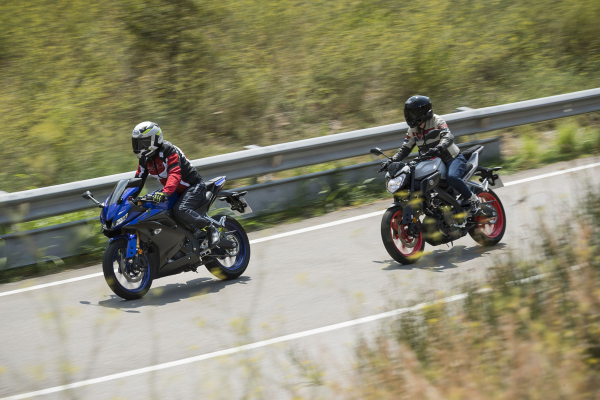 Yamaha YZF-R125 VS MT125: ¡Quién volviera a tener 16 años! | Noticias ...