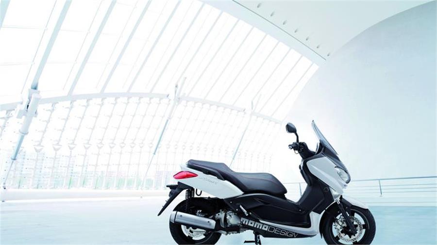 Yamaha X-Max Momodesign: Más diseño para la X-Max | Noticias motos.net